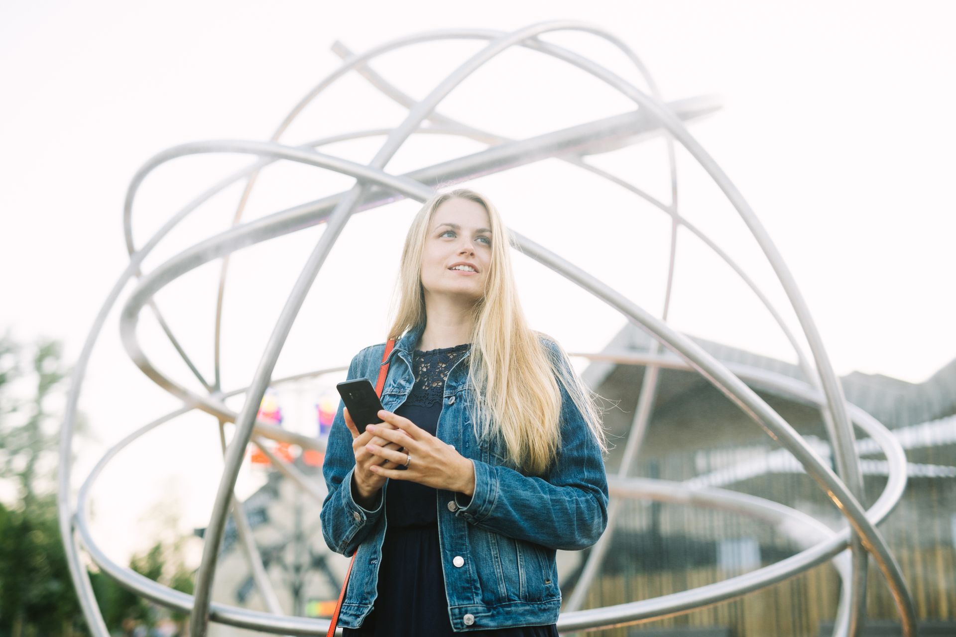 How to get clients: 3 reliable methods for solopreneurs in 2025